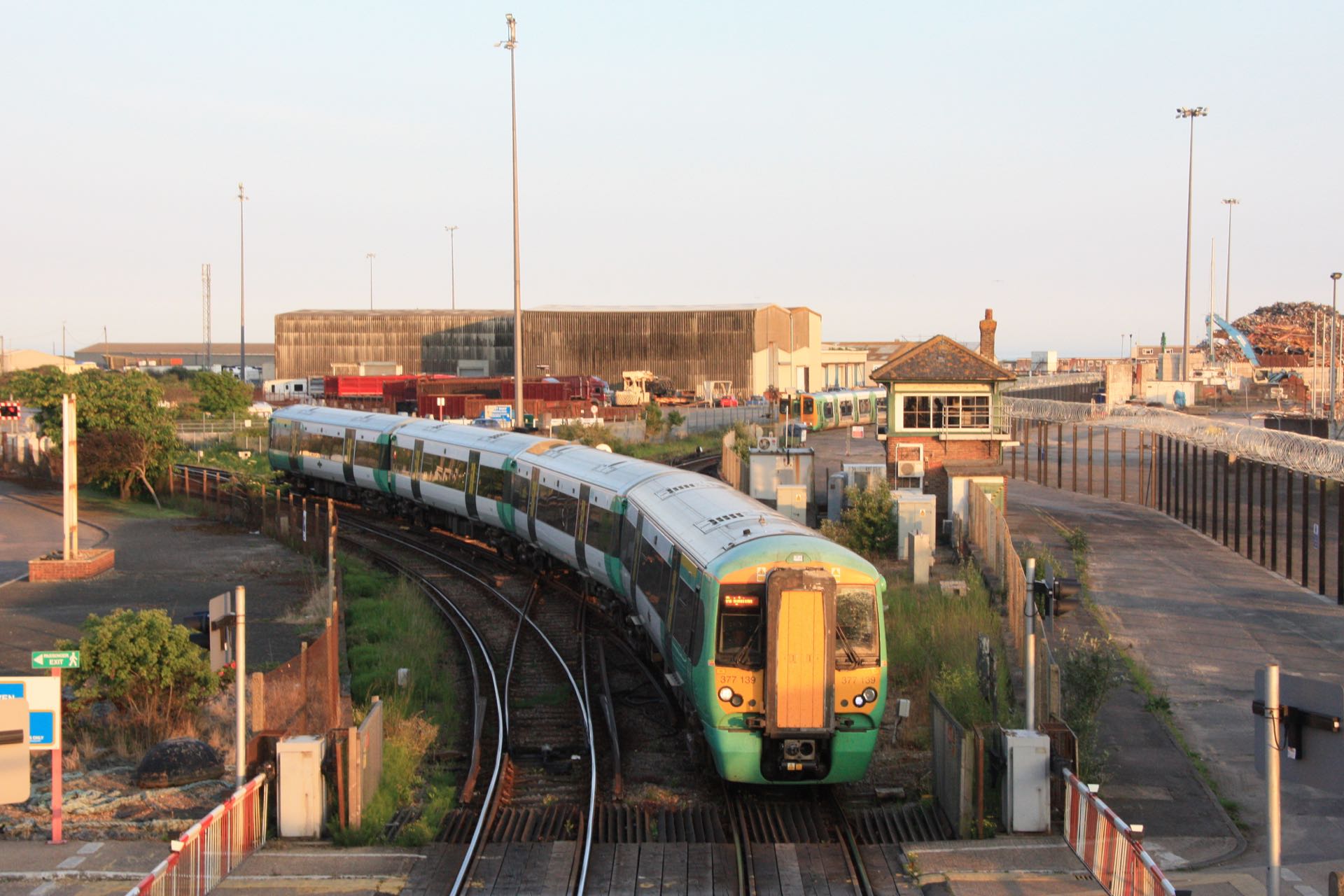 Ghost train to Newhaven Marine – RailwayWorld.net