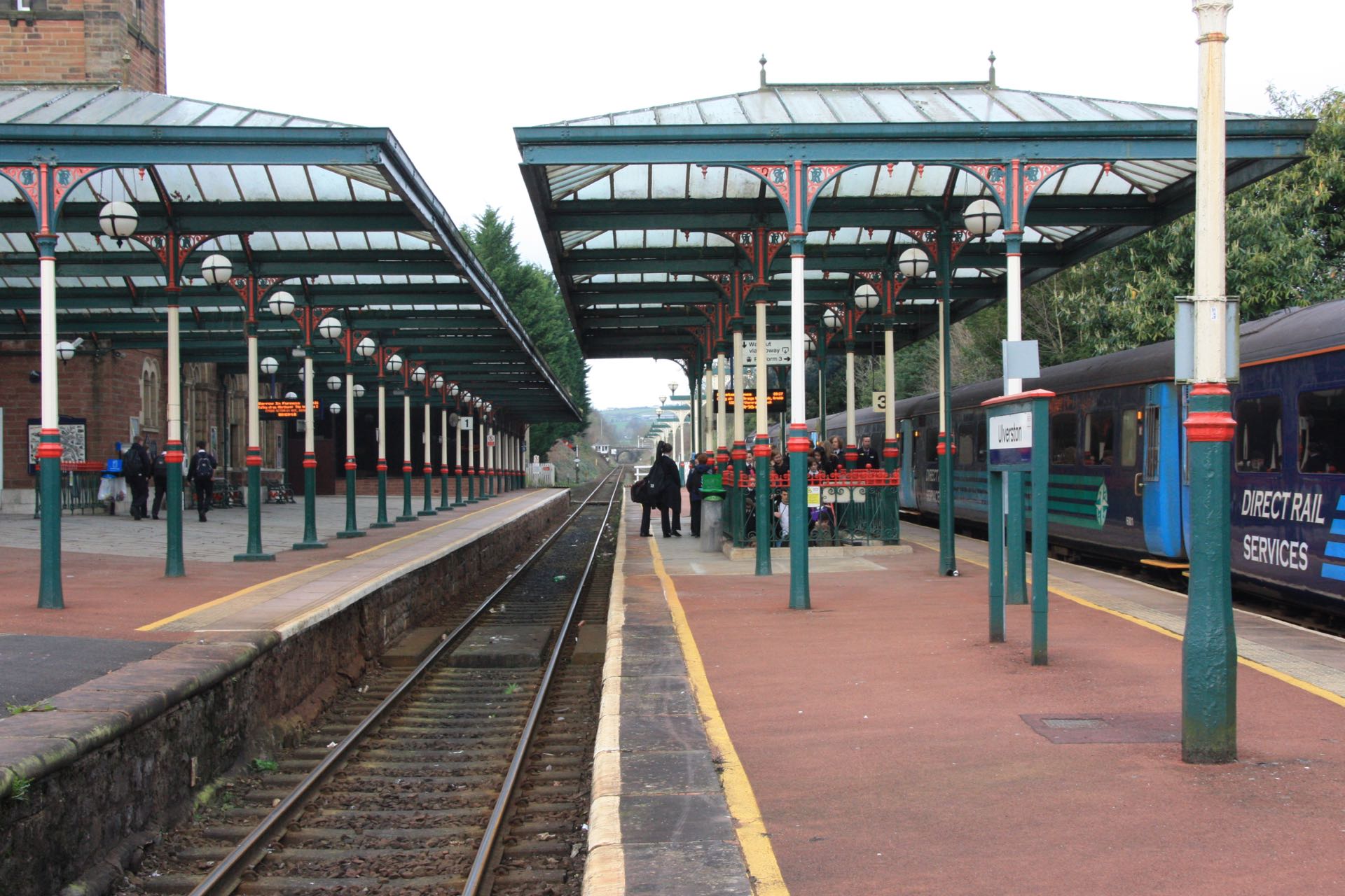 Favourite photo-spots: Ulverston – RailwayWorld.net