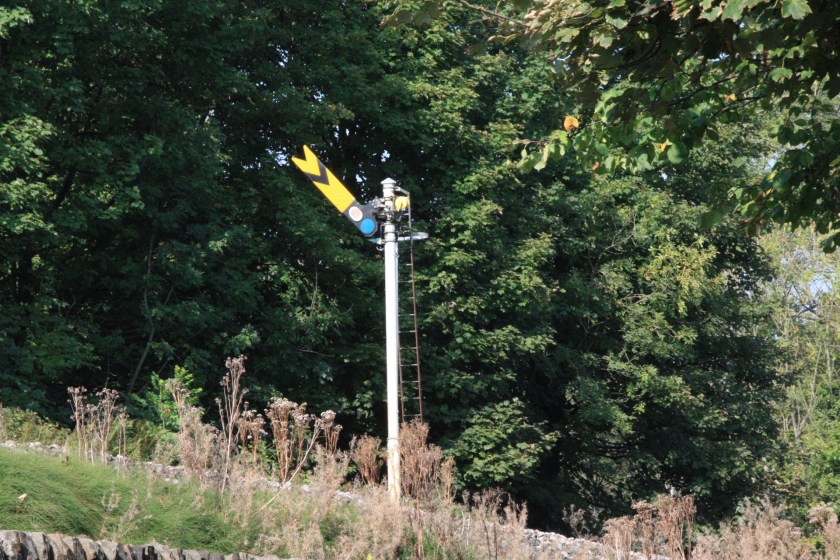 Working distant signals on the Buxton Line – RailwayWorld.net