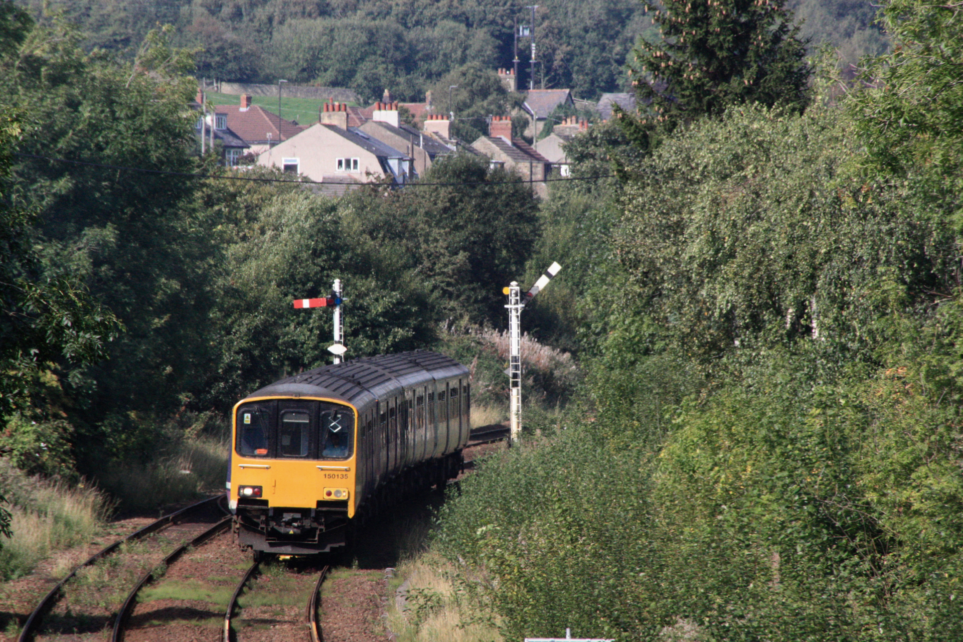 Working distant signals on the Buxton Line – RailwayWorld.net