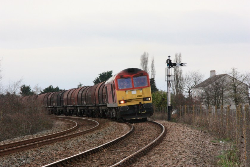 Favourite photo-spots: Hubbert’s Bridge – RailwayWorld.net