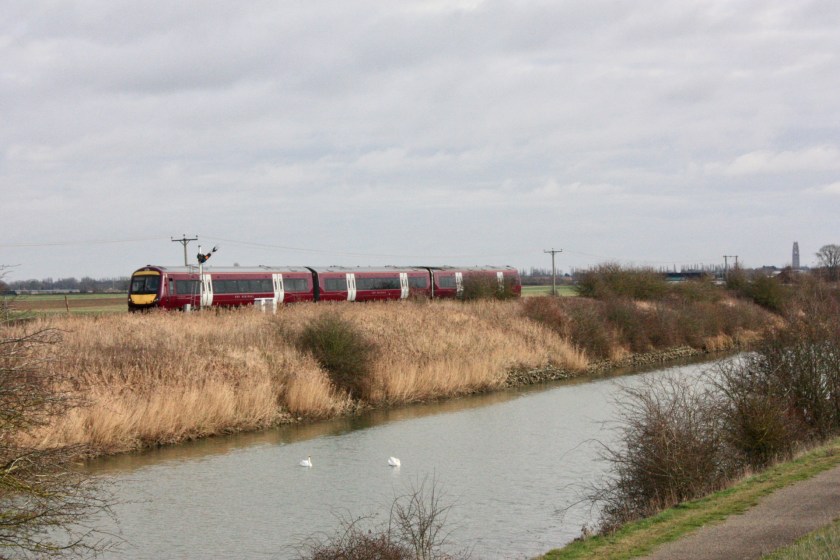 Favourite photo-spots: Hubbert’s Bridge – RailwayWorld.net