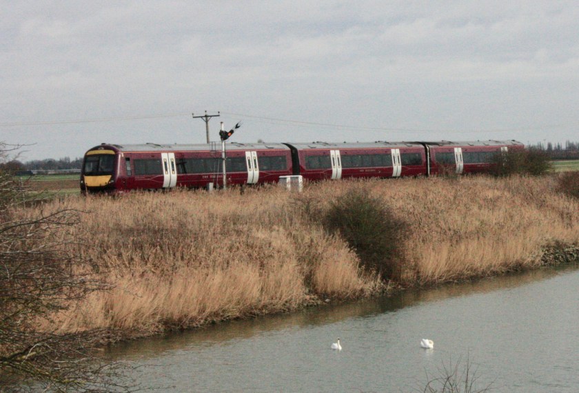 Favourite photo-spots: Hubbert’s Bridge – RailwayWorld.net