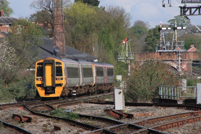 The semaphores of Crewe Junction – RailwayWorld.net