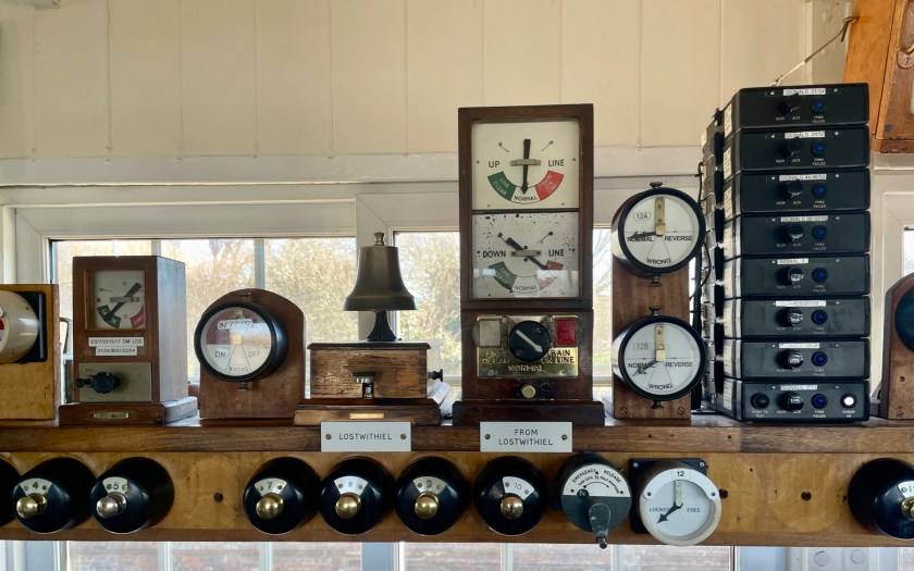 Goodbye Par Signal Box – RailwayWorld.net