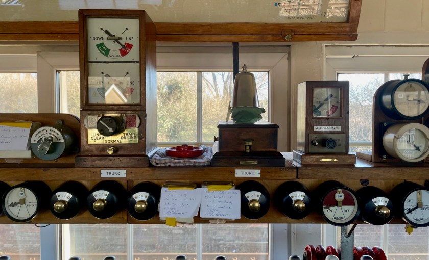 Goodbye Par Signal Box – RailwayWorld.net