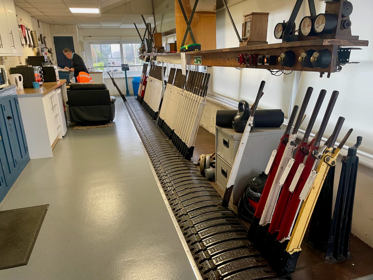Four South Wales signal boxes on borrowed time – RailwayWorld.net