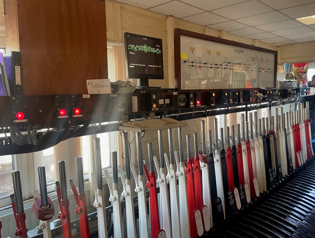 End of an era on the Portsmouth Direct Line – RailwayWorld.net